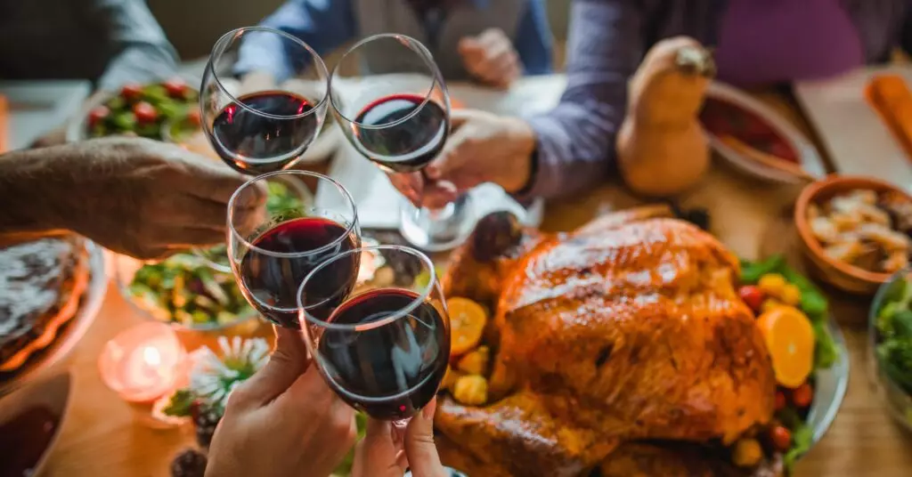Nejlepší párování vín k pití na Den díkůvzdání